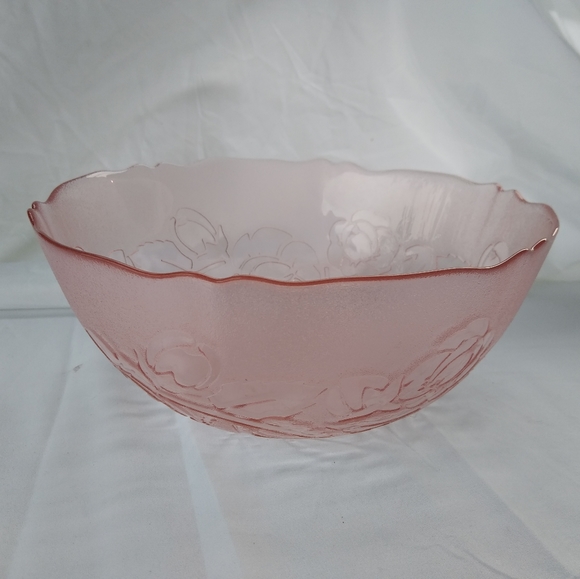 Luminarc | Dining | Vintage Pink Arcoroc Bowl | Poshmark
